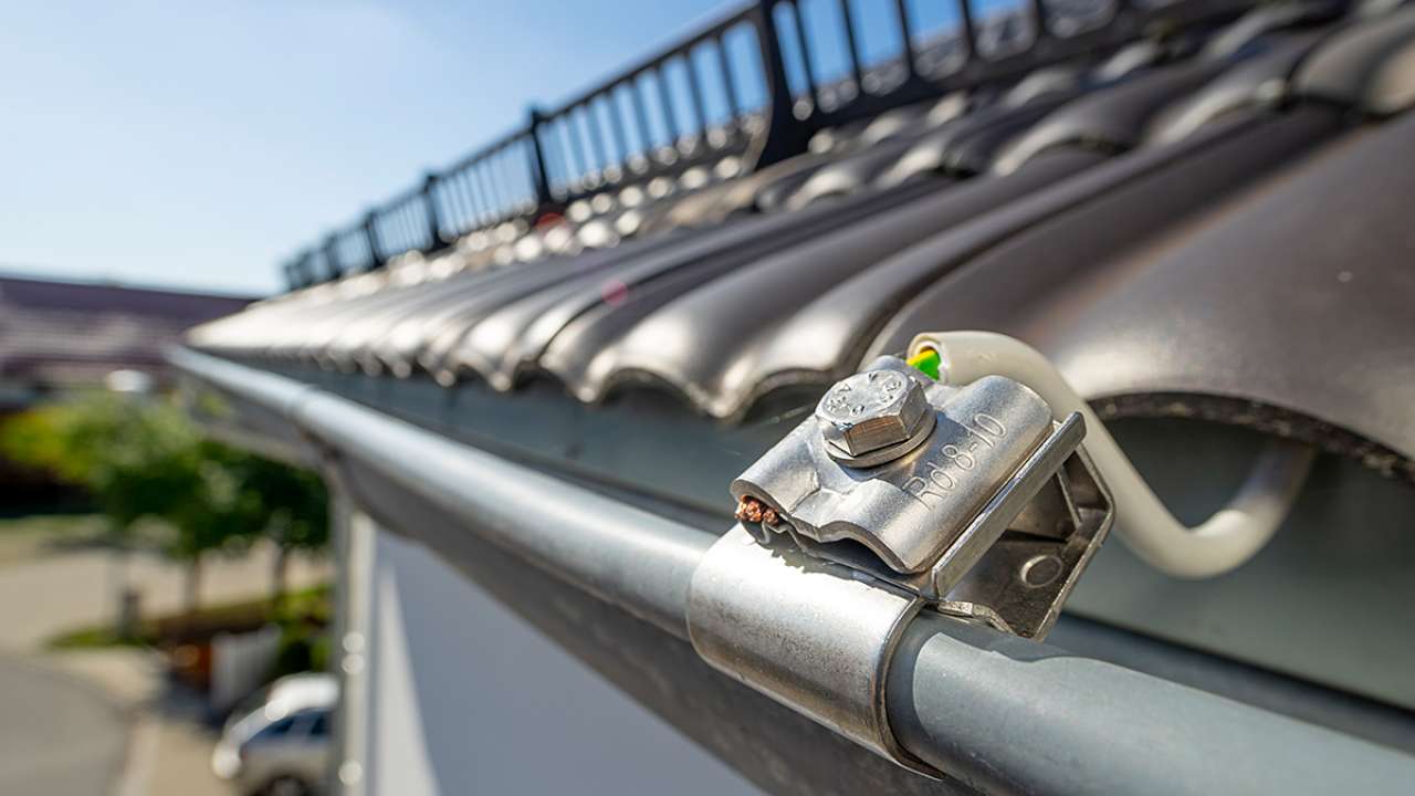 Erdung und Potentialausgleich mit DEHN Bauteilen