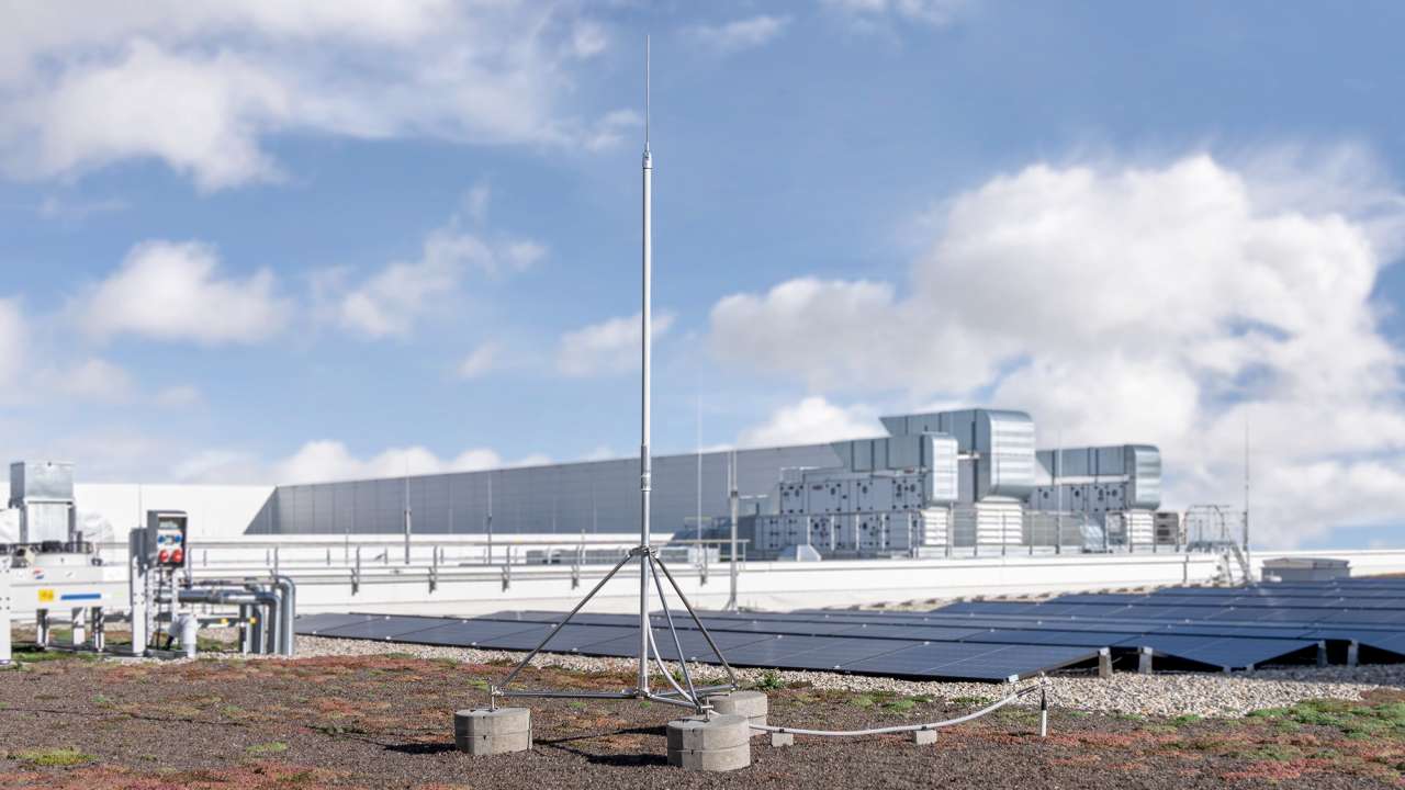 HVI light plus: isolierter Ableiter | DEHN