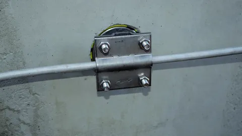 Fixed Earthing Terminals, Wall Bushings | DEHN